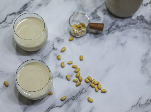 Homemade Soy Bean Milk - Mayakitchenette